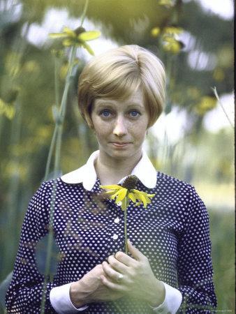 'Actress Sandy Duncan' Premium Photographic Print - Bill Eppridge ...