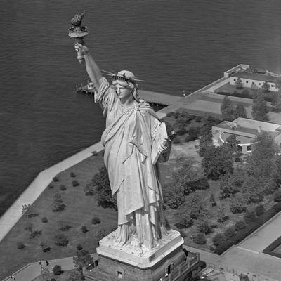 'Aerial View of Statue of Liberty from Helicopter' Photographic Print ...