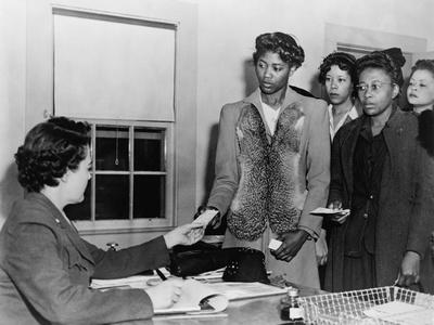 African American Women Registering for Basic Training, Women's Army ...