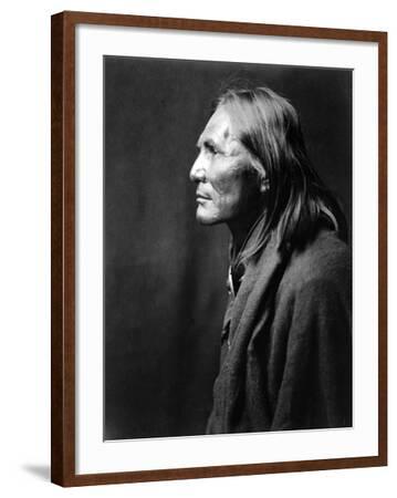 'Alchise, Apache Indian' Photo - Edward S. Curtis | AllPosters.com