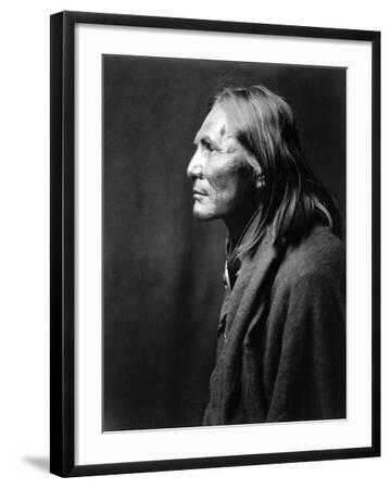'Alchise, Apache Indian' Photo - Edward S. Curtis | AllPosters.com