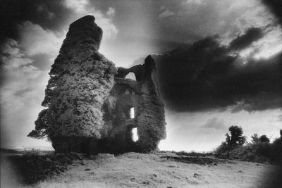 'Annagh Castle, County Tipperary (B/W Photo)' Giclee Print | AllPosters.com