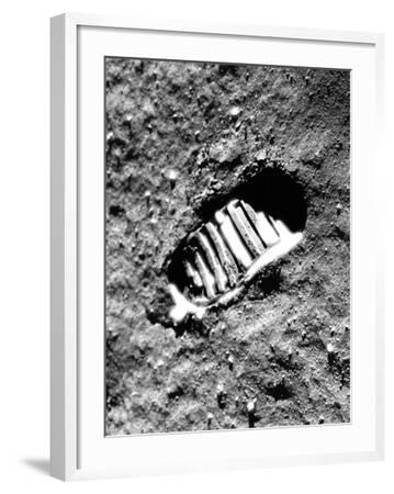 'Apollo 11 Astronaut Footprint on Moon' Photographic Print | AllPosters.com