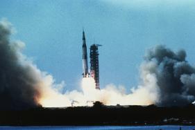 'Apollo 11 Blasting Off' Photographic Print | AllPosters.com