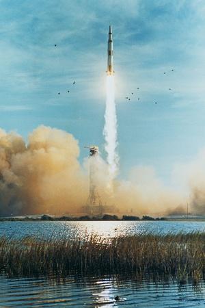 'Apollo 8 Heads for the Moon' Photographic Print | AllPosters.com