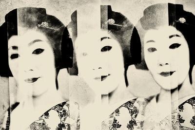 'Art Shot Geisha Tryptic, Japan (Photo)' Giclee Print | AllPosters.com