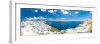 'Beautiful panoramic view of picturesque town in Santorini, caldera and ...