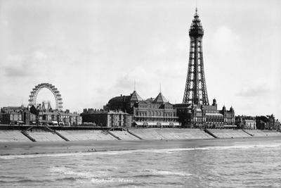 Blackpool around 1900 (B/W Photo) Giclee Print | AllPosters.com
