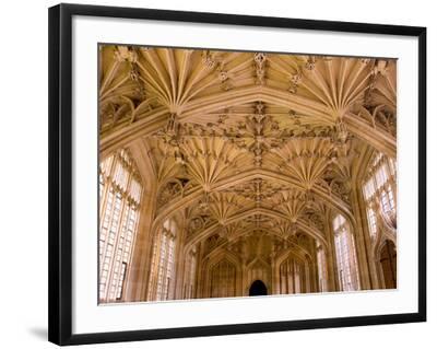'Bodleian Library Interior, Oxford University, Oxford, Oxfordshire ...