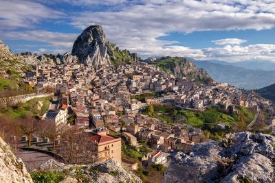 Caltabellotta, Sicily, Italy. Aerial cityscape image if historic town ...