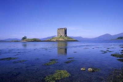 'Castle Stalker (Photo)' Giclee Print | AllPosters.com