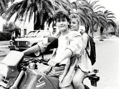 'CHARLIE SHEEN; SHERILYN FENN. "THE WRAITH" [1986], directed by MIKE ...