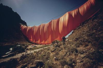 'Christo's 400 Meter Six-Ton Orange Curtain across Rifle Gap in ...