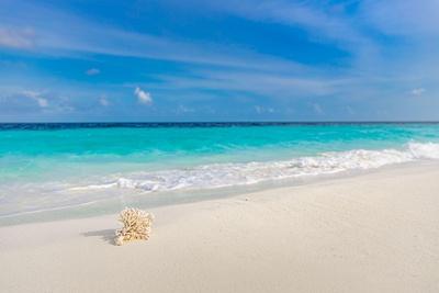 'Closeup of sand on beach and blue summer sky. Panoramic beach ...