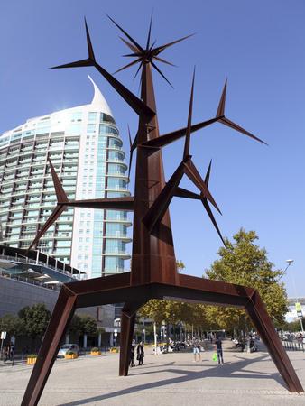 'Contemporary Iron Sun Man (Homem-Sol) Sculpture by Jorge Vieira at the ...