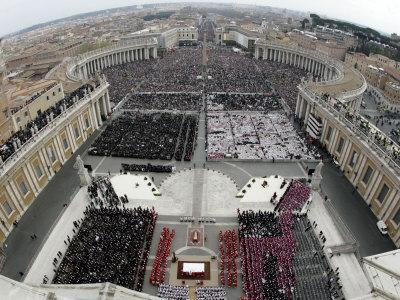 'Crowds Pack St. Peter's Square at the Vatican' Photographic Print ...