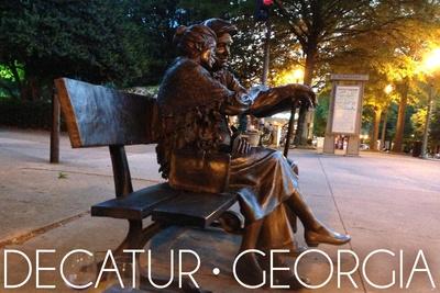 'Decatur, Georgia - Bench Statue' Poster - Lantern Press | AllPosters.com
