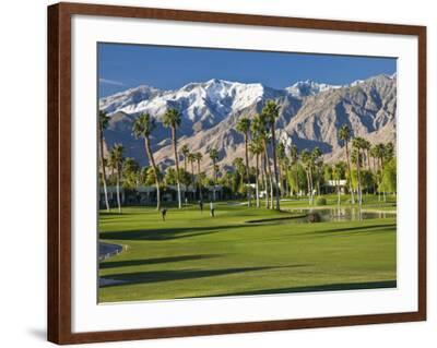 'Desert Princess Golf Course and Mountains, Palm Springs, California ...