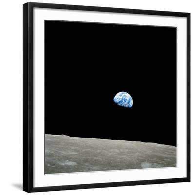 'Earthrise Over Moon, Apollo 8' Photographic Print | AllPosters.com