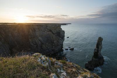 'Elegug Stacks, Pembrokeshire Coast National Park, Wales, United ...