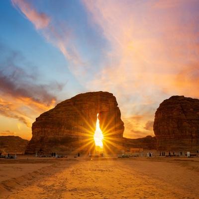 'Elephant Rock Outcrop Geological Formation at Sunset near Al Ula ...