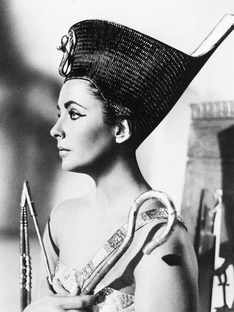 ELIZABETH TAYLOR. "Cleopatra" [1963], directed by JOSEPH L. MANKIEWICZ ...