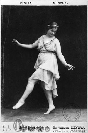 'Isadora Duncan circa 1903-04' Giclee Print - Elvira Studio ...