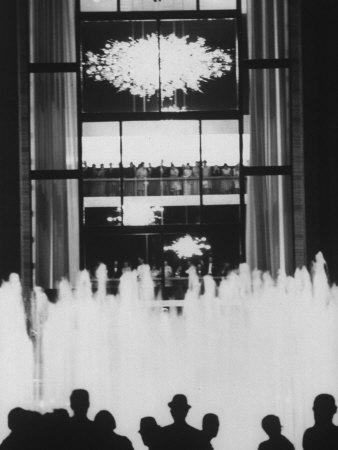 'Exterior View of New Metropolitan Opera House at Lincoln Center ...