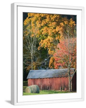 'Farm and Barn, Missouri River Valley, Matson, Missouri, USA ...
