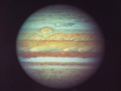 'First True-Color Photo of Planet Jupiter Taken from Hubble Space ...