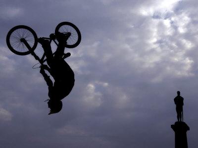 'Free Ride BMX Practice' Photographic Print | AllPosters.com