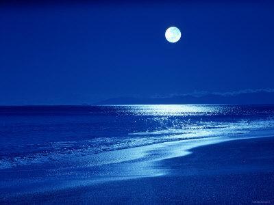 'Full Moon Over the Sea' Photographic Print | AllPosters.com