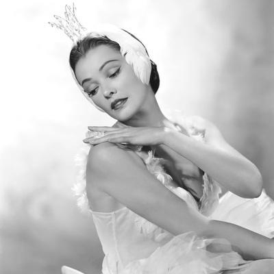 GENE TIERNEY. "NEVER LET ME GO" [1953], directed by DELMER DAVES ...