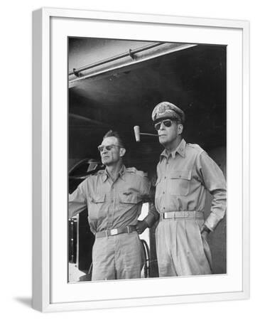 'General Douglas Macarthur Smoking Corncob Pipe During Philippines ...