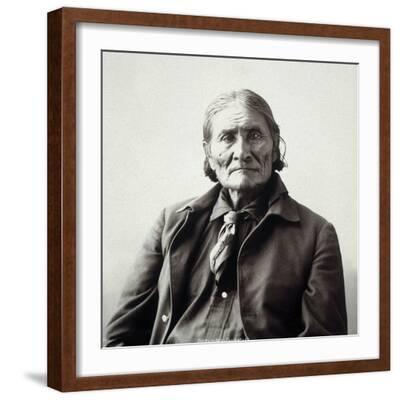 'Geronimo (1829-1909)' Photographic Print - Adolph F. Muhr | AllPosters.com
