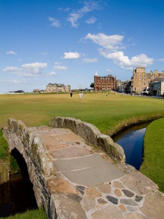 'Golfing the Swilcan Bridge on the 18th Hole, St Andrews Golf Course ...