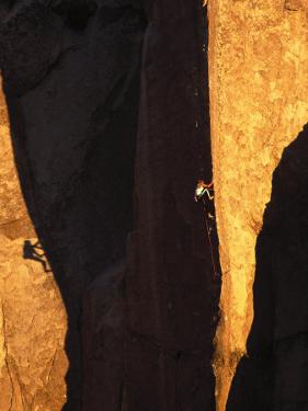 Rock Climbing Posters, Prints, Paintings & Wall Art | AllPosters.com