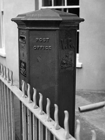 'Guernsey Post Box' Photographic Print | AllPosters.com