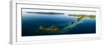 Healthy fringing coral reefs grow around the beautiful islands that ...