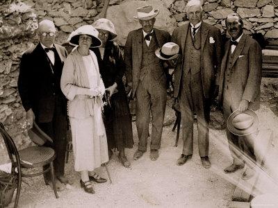 'Howard Carter' Photographic Print - Harry Burton | AllPosters.com