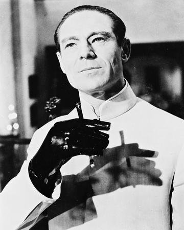 'Joseph Wiseman, Dr. No (1962)' Photo | AllPosters.com
