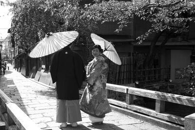 Kyoto Street Scene, Japan (B/W Photo) Giclee Print | AllPosters.com