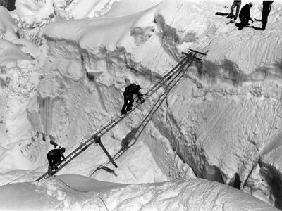 La Conquete De L'everest : Expedition Menee Par Dougal Haston Et Dougal ...
