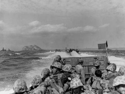 'LCVP’s (Landing Craft, Vehicle, Personnel -LCVP)' Photo | AllPosters.com
