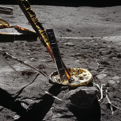 'Leg of a Lunar Module' Photographic Print | AllPosters.com