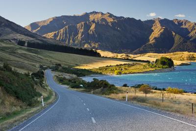 'Makarora - Lake Hawea - Road, Lake Hawea, Otago, South Island, New ...