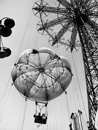 'Thrill Seekers at the Top of the Cyclone Roller Coaster at Coney ...