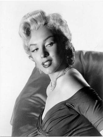 'Marilyn Monroe, in a photo sitting for MONKEY BUSINESS, 1952. - Photo ...