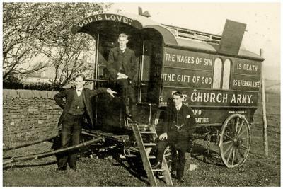 'Methodist Church Army Caravan C.1906 (B/W Photo)' Giclee Print ...