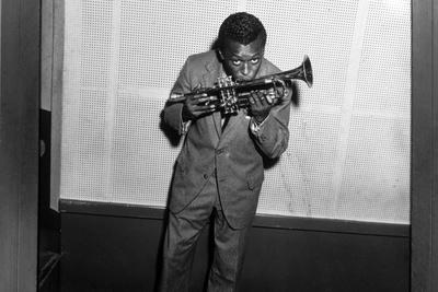 'Miles Davis Kissing Trumpet' Photo | AllPosters.com